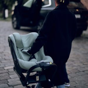 Axkid One3 - Kids On Board